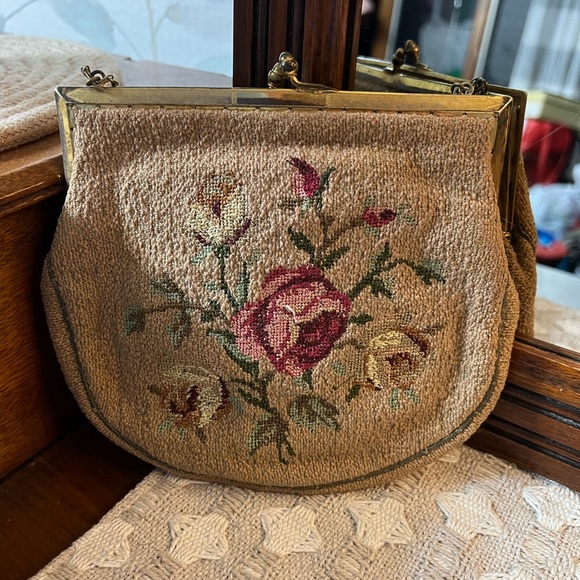 Bags | No Brand Vintage Needle Point Tapestry Floral Rose Handbag On ...